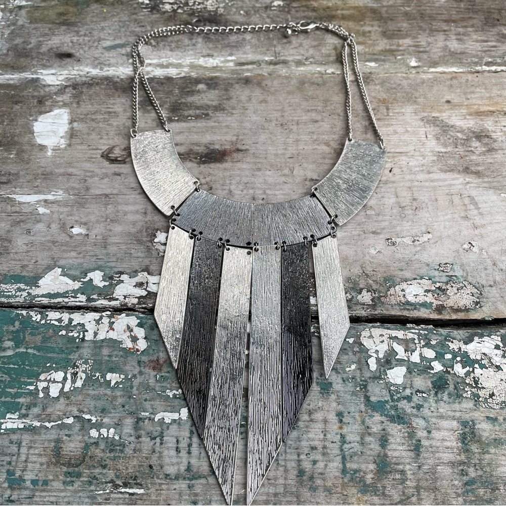 Modernist Silver Statement Necklace - Gem